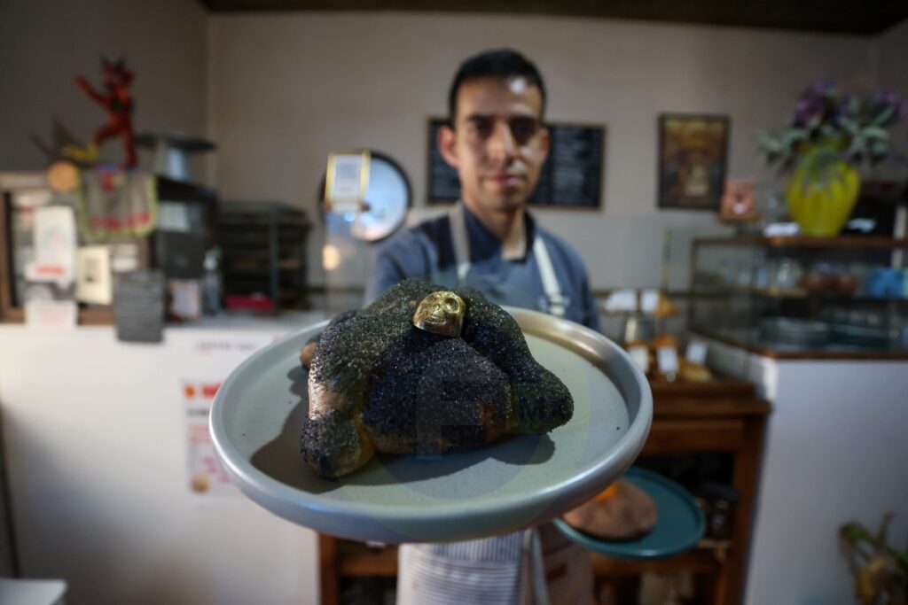 Pan de muerto de guayaba, te decimos dónde comerlo en Toluca